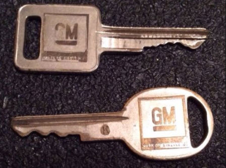 A Millennial’s Guide to Classic Car Features | The Driving Zone